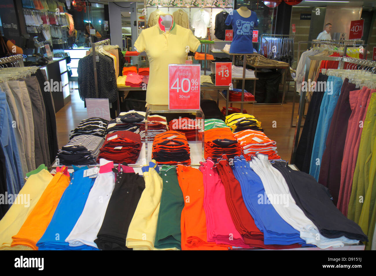 International market place hi-res stock photography and images - Alamy