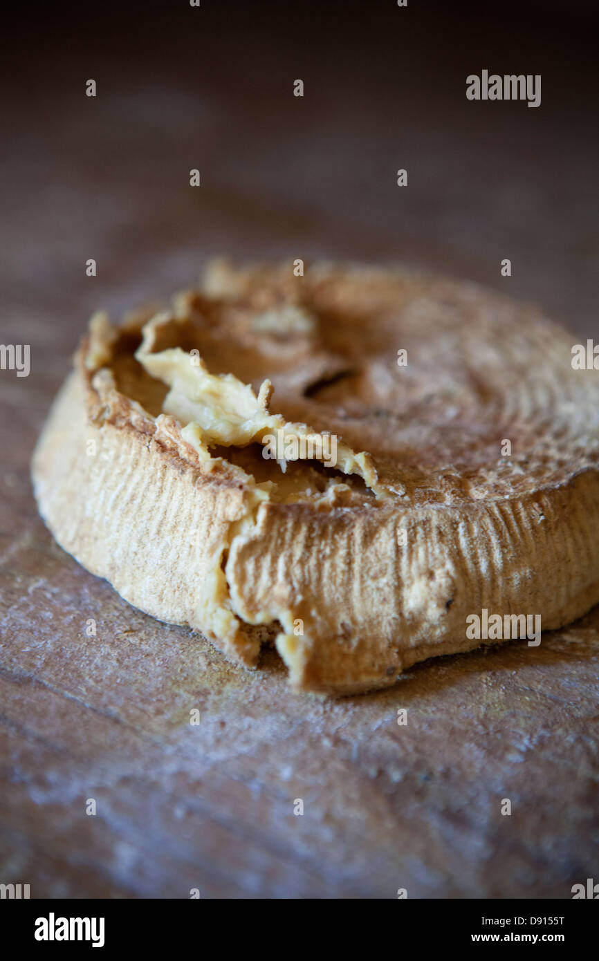 Handmade chevre cheese Stock Photo - Alamy