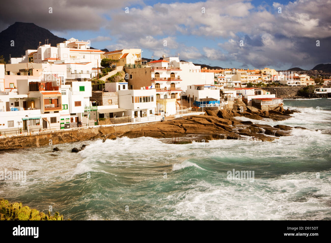 Coastal village life hi-res stock photography and images - Alamy