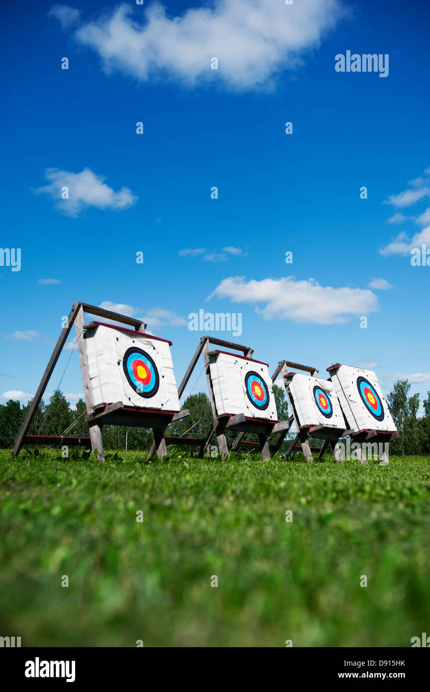 Row archery targets hi-res stock photography and images - Alamy