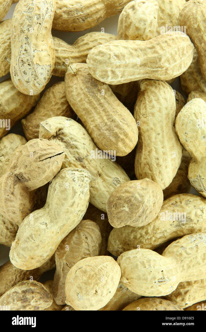Peanuts pile peanuts stack peanuts hi-res stock photography and images ...