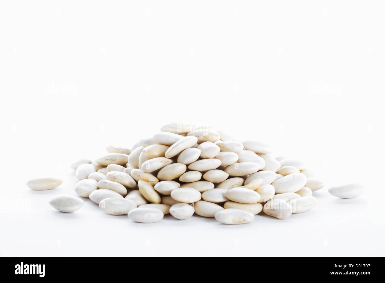White beans, close-up Stock Photo - Alamy