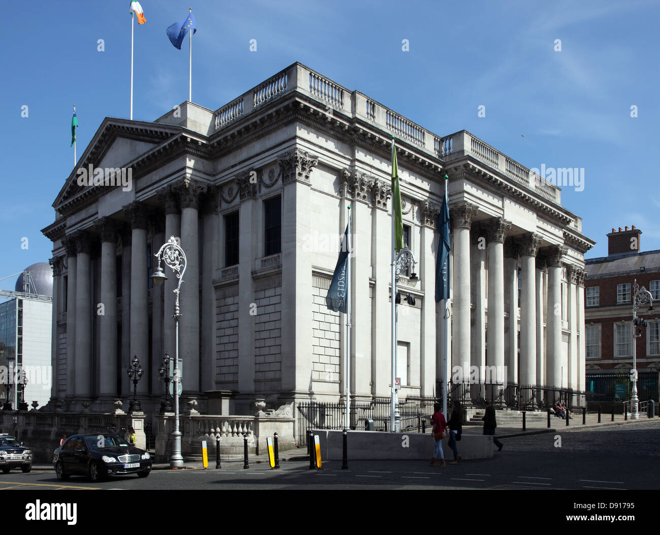 Dublin city hall hi-res stock photography and images - Alamy