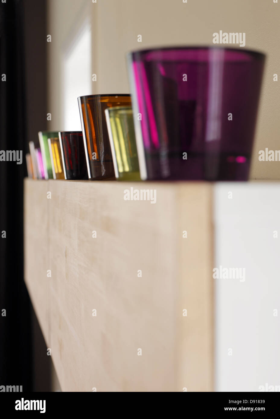 Shelf detail interior hi-res stock photography and images - Alamy