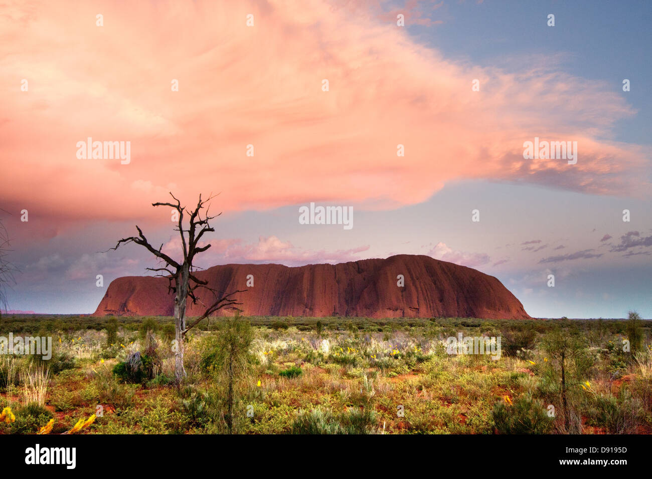 Ayres rock hi-res stock photography and images - Alamy