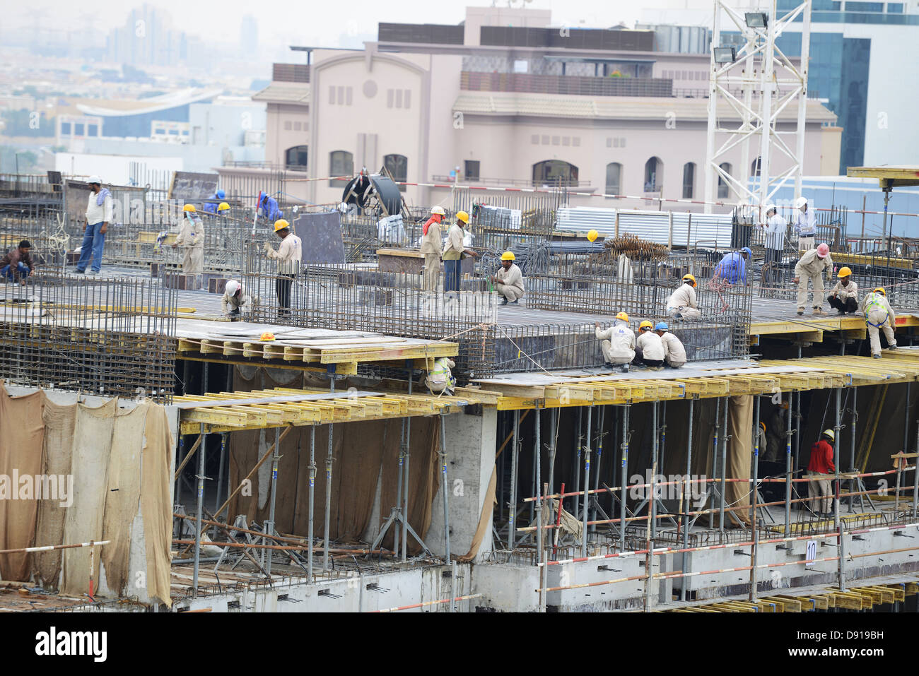 Dubai building industry, construction work being carried out in the ...