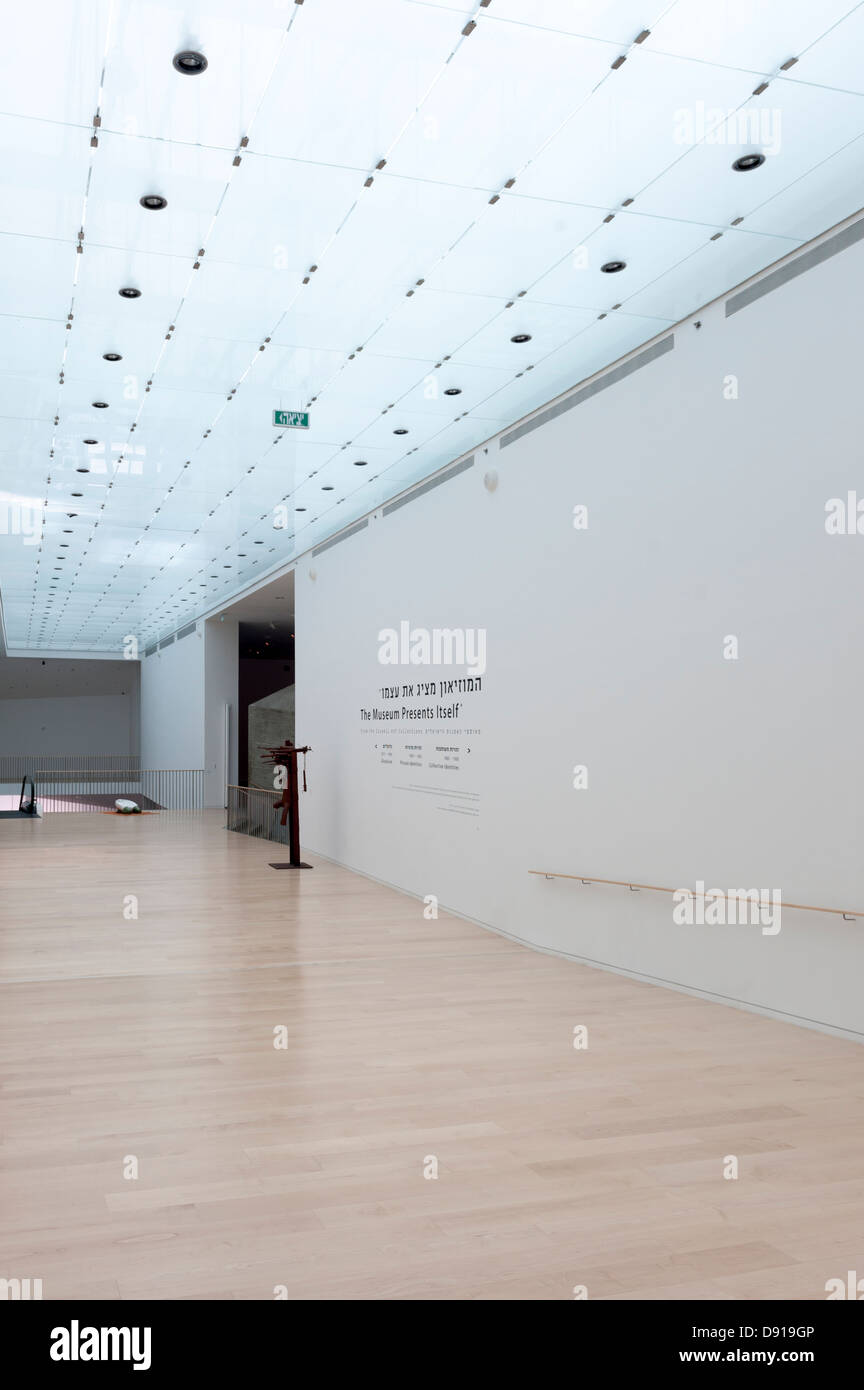 Herta and amir building hi-res stock photography and images - Alamy