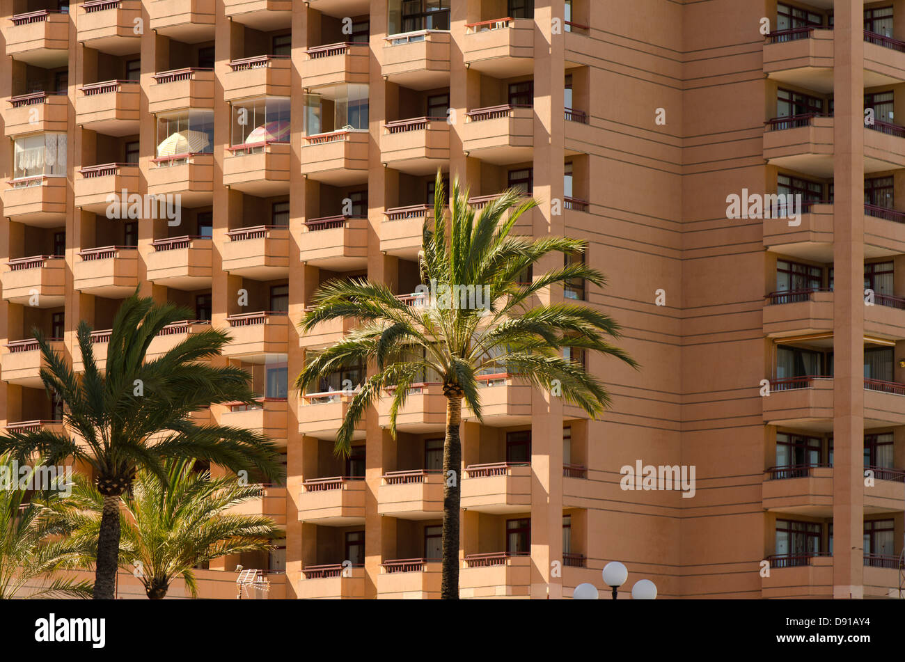 Coastal high rise hi-res stock photography and images - Alamy