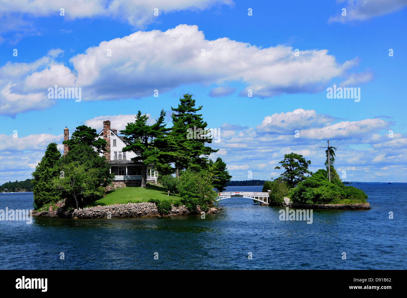 Two island hi-res stock photography and images - Alamy