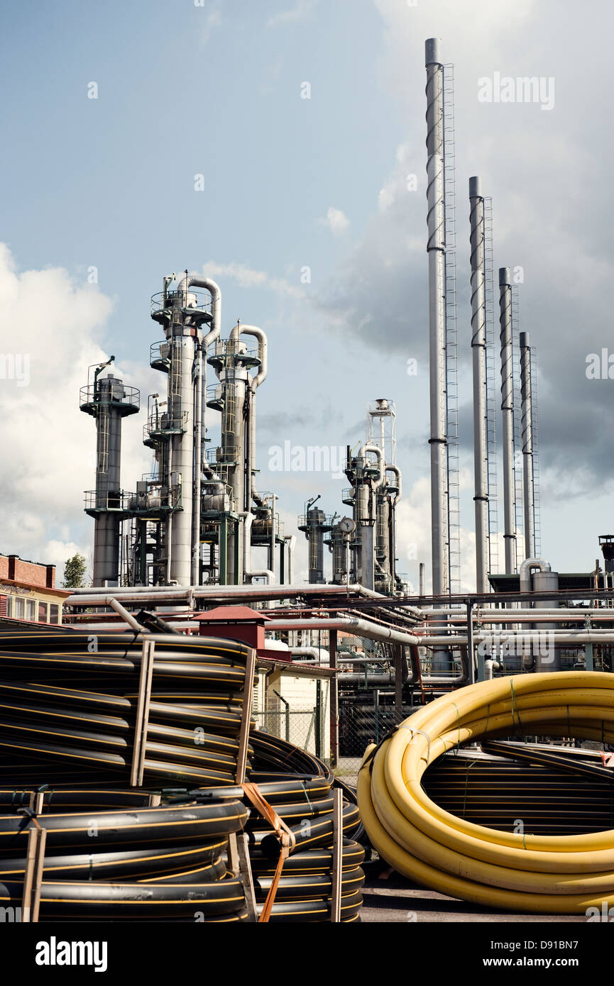 Smokestacks vertical hi-res stock photography and images - Alamy