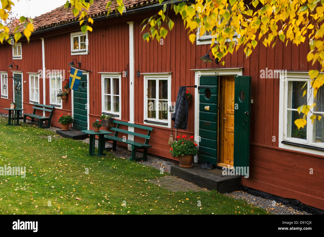 The low house hi-res stock photography and images - Alamy