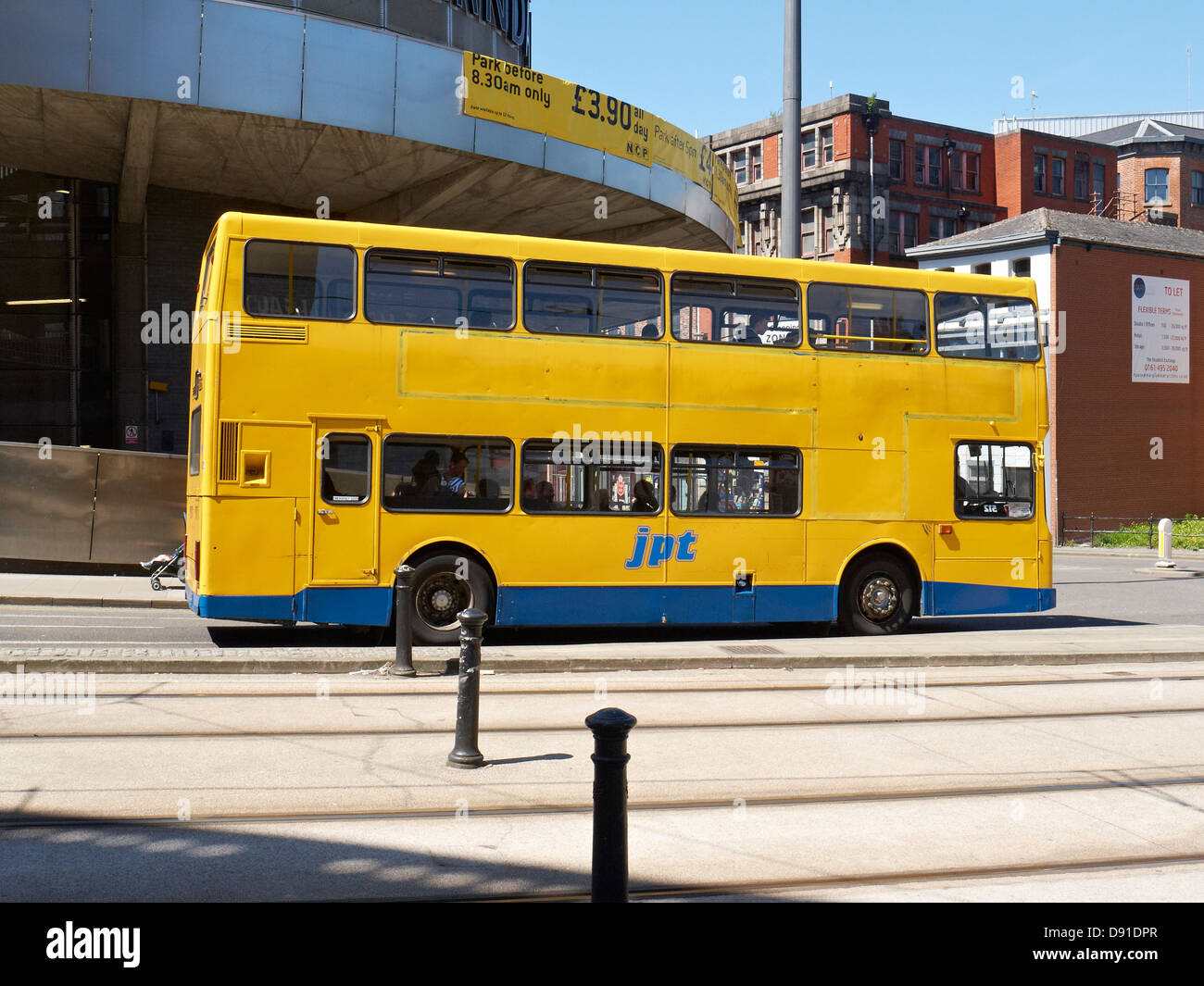 Yellow double decker bus in hi-res stock photography and images - Alamy