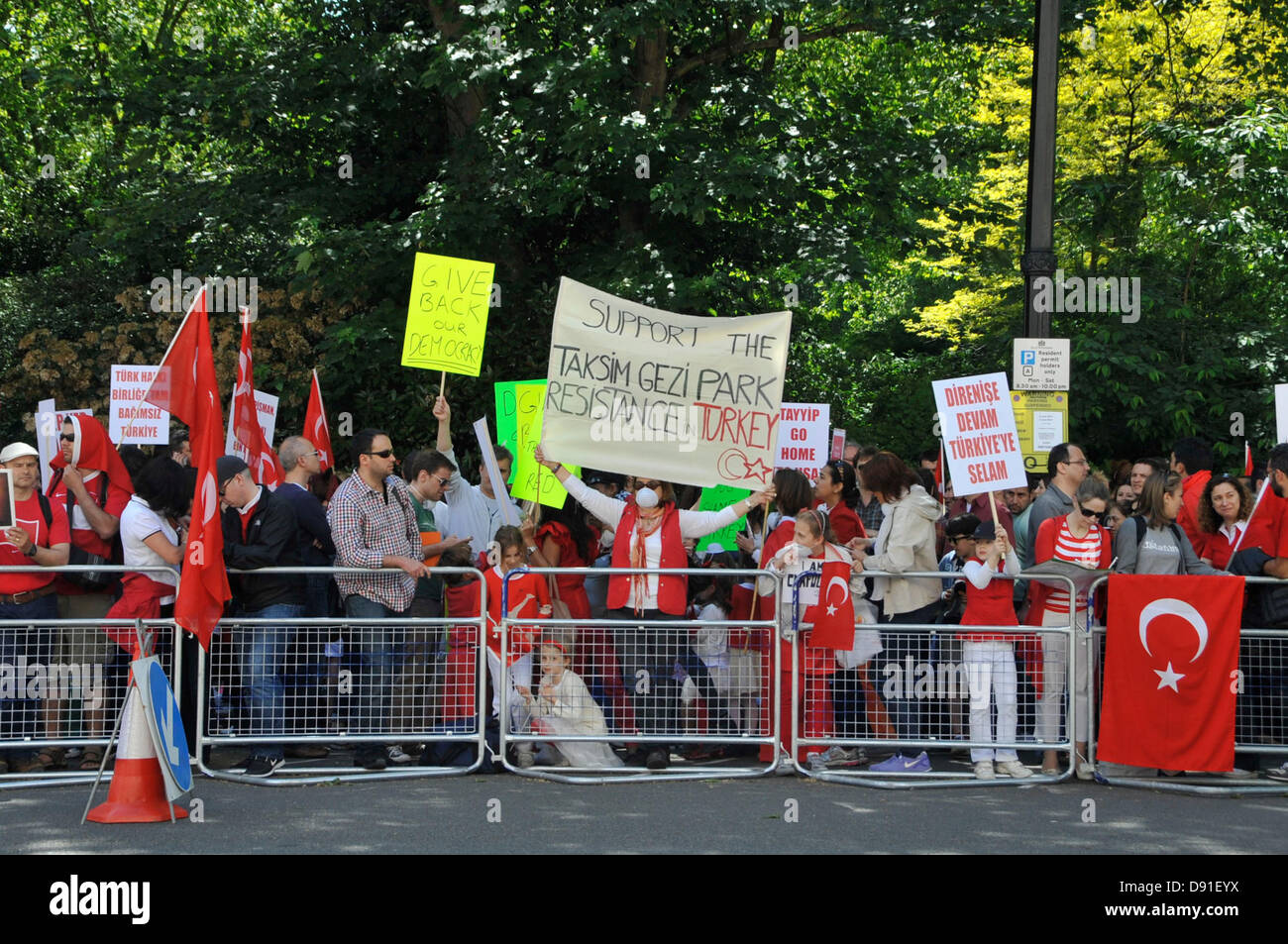 Londons turkish community hi-res stock photography and images - Alamy