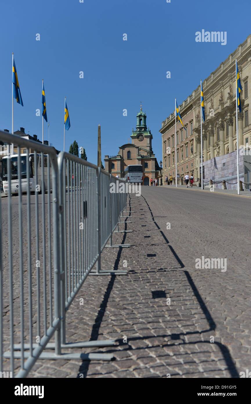Fences seen at the Royal Palace in Stockholm, Sweden, 08 June 2013 ...