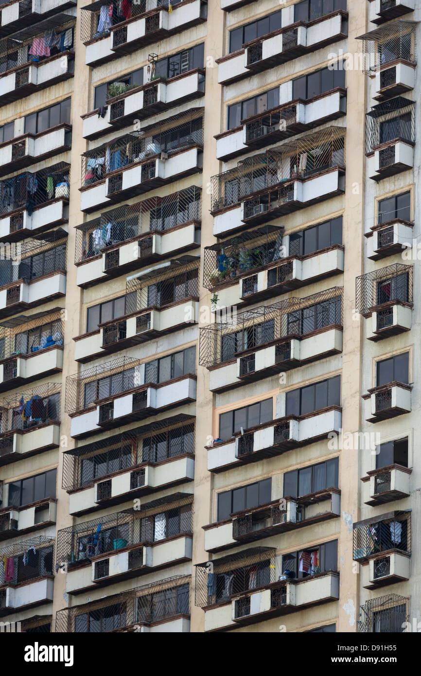 Manila philippines modern architecture hi-res stock photography and ...