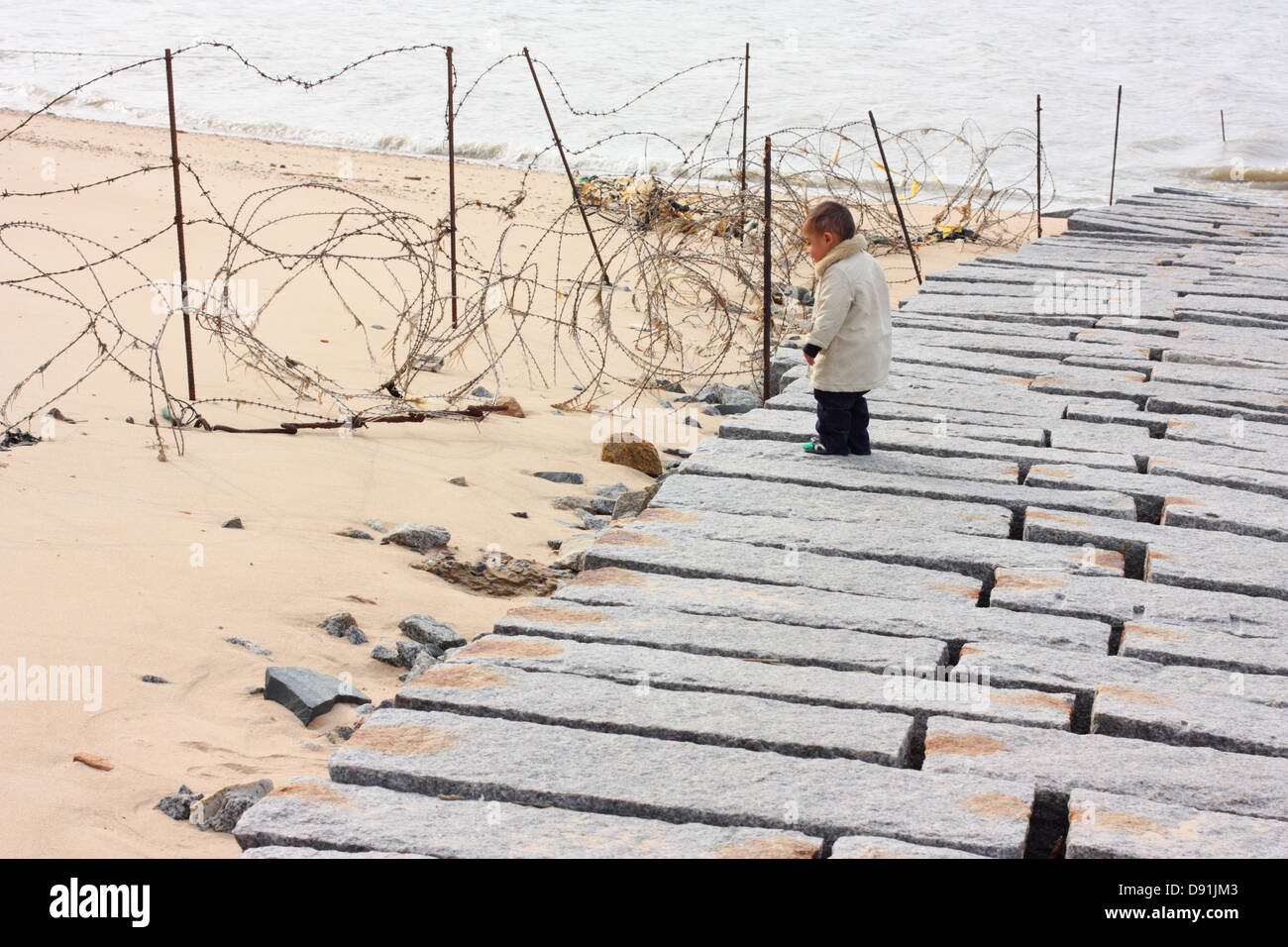 Danger minefield hi-res stock photography and images - Alamy