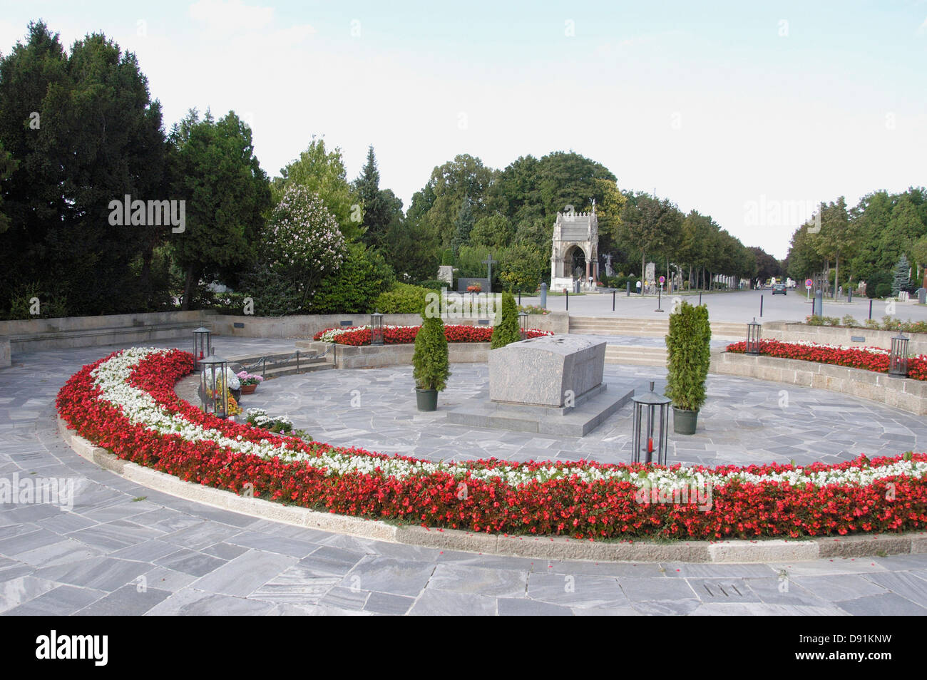 President grave at Vienna's Central Cemetery Stock Photo - Alamy