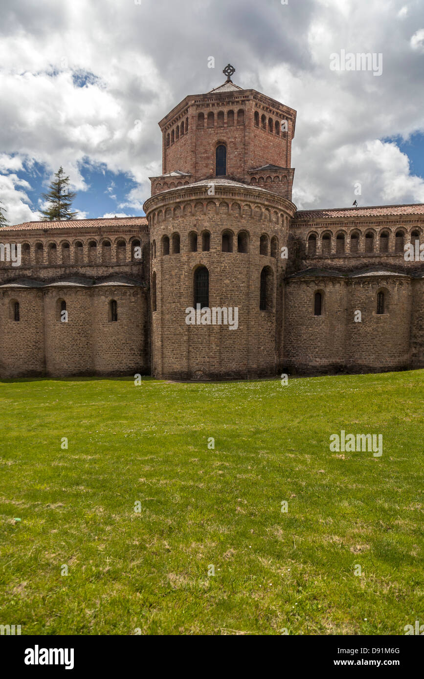 Ripoll monastery hi-res stock photography and images - Alamy