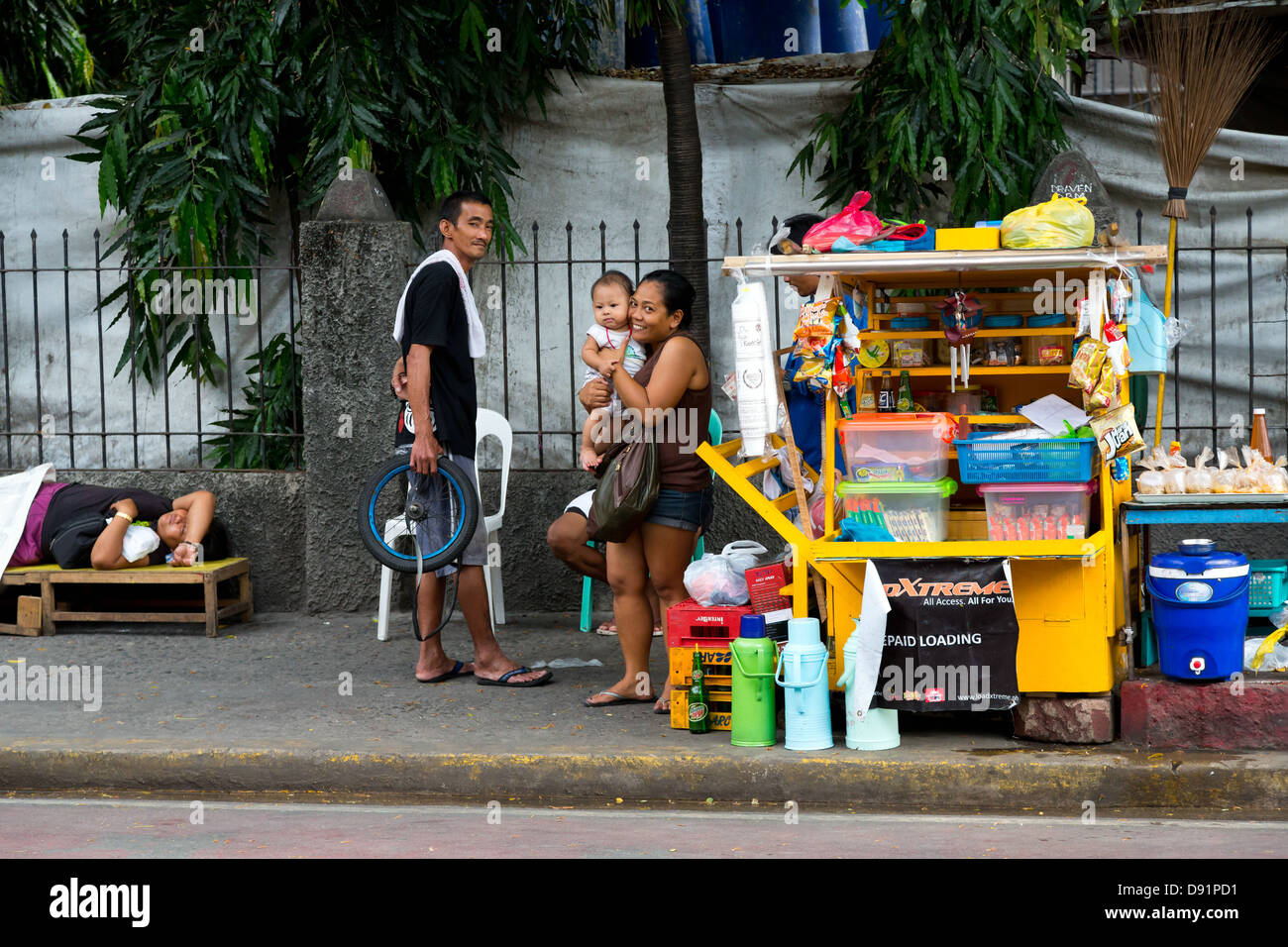 Philippines street stall hi-res stock photography and images - Alamy