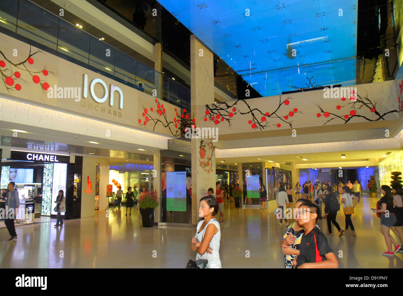 Ion Orchard Singapore High Resolution Stock Photography and Images - Alamy