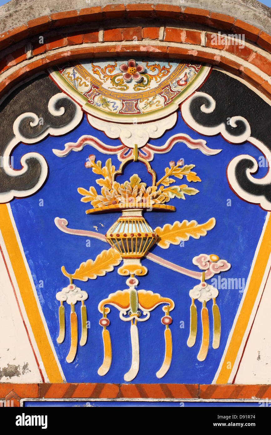 Detail of a saddleback style house. Kinmen National Park, Shuitou ...