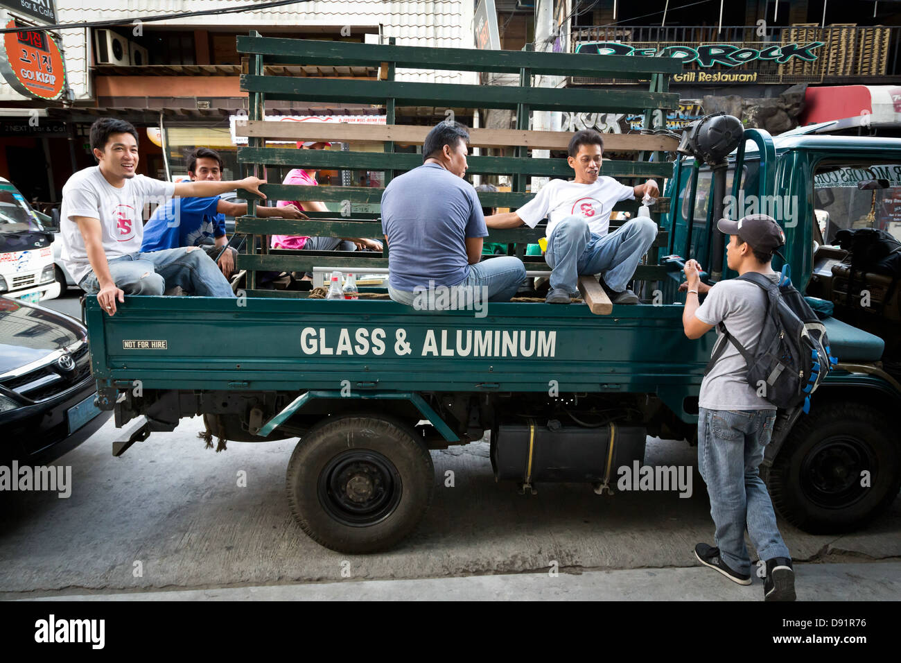 Street Life in Manila, Philippines Stock Photo - Alamy