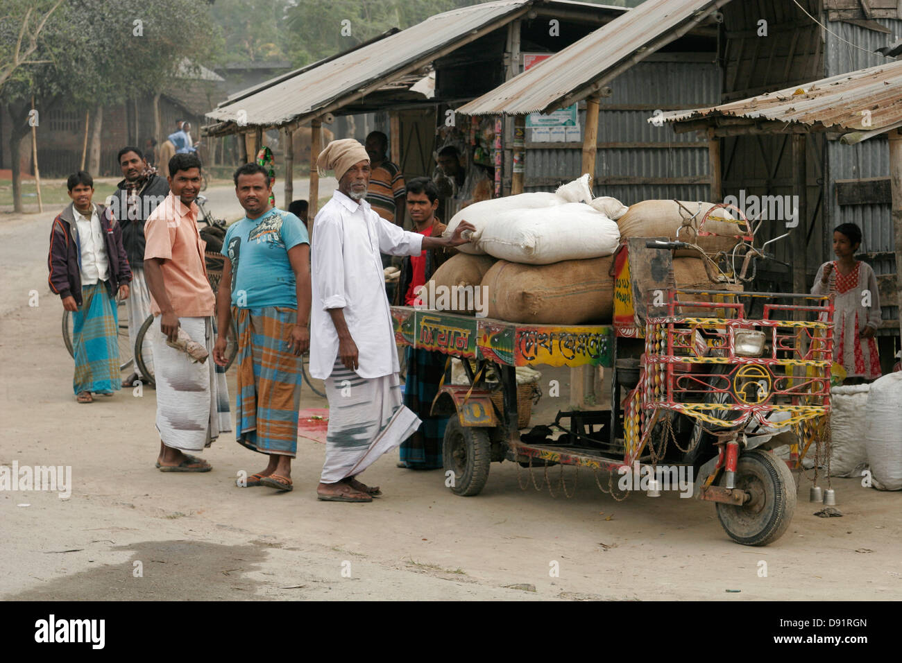 Rural bangladesh hi-res stock photography and images - Alamy
