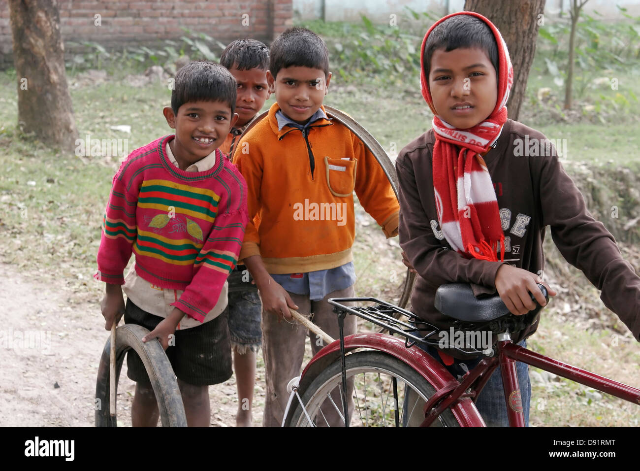 Bangladesh poverty boy hi-res stock photography and images - Alamy