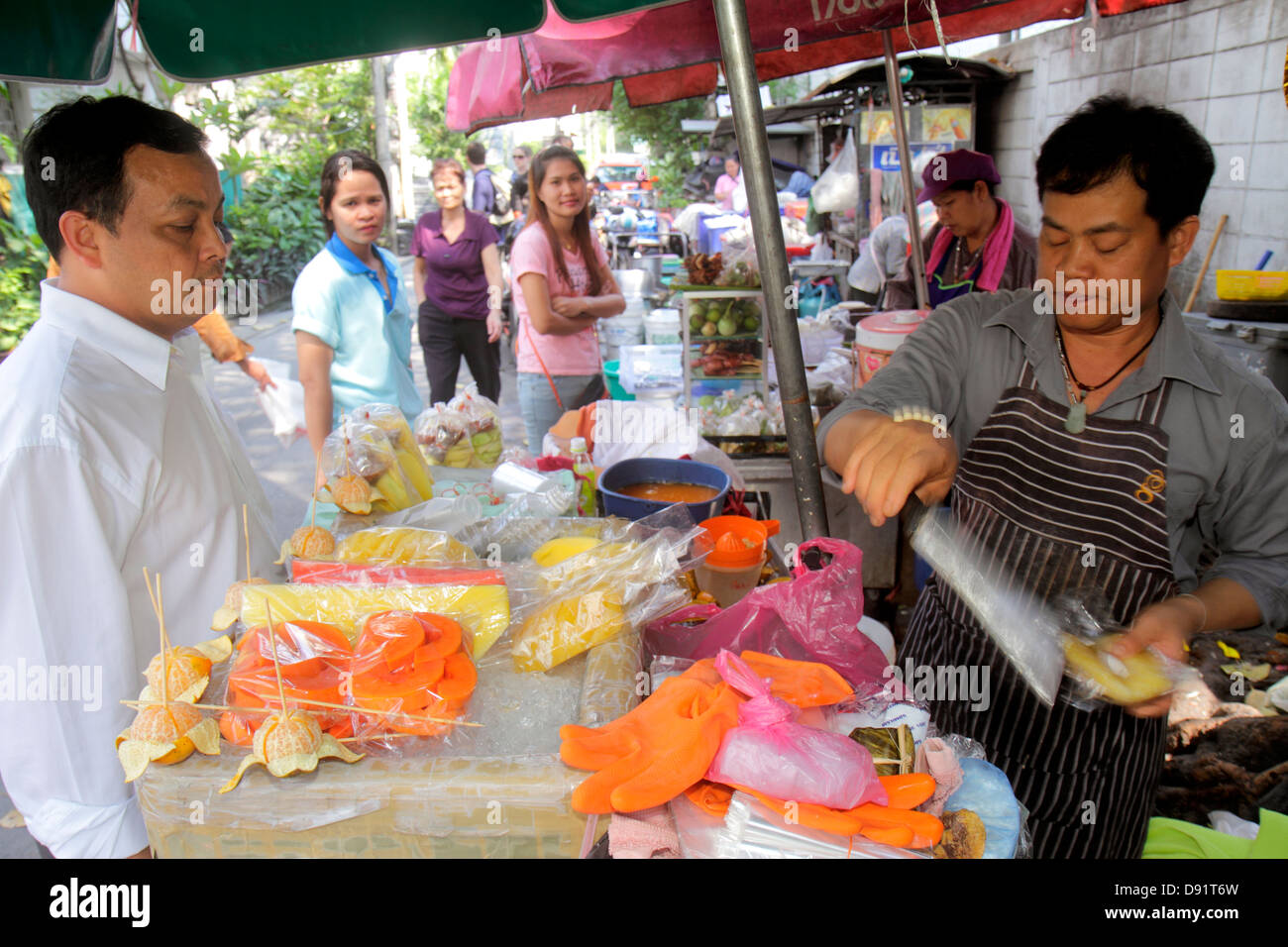 Bangkok Thailand,Thai,Pathum Wan,Soi Kasemsan 1,Rama 1 Road,Asian ...