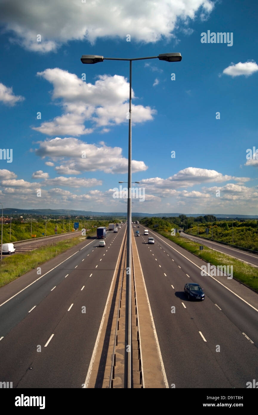 Lamp post road hi-res stock photography and images - Alamy
