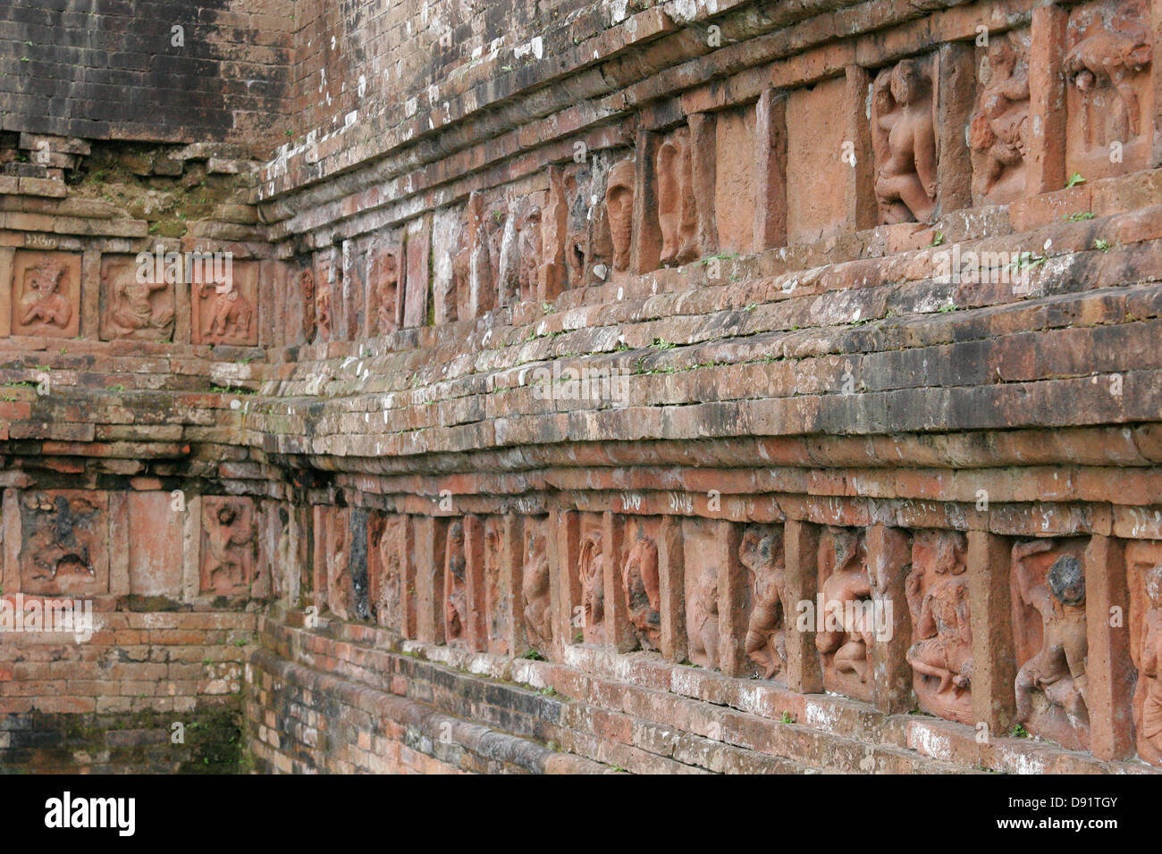 Archaeological site of bangladesh hi-res stock photography and images ...