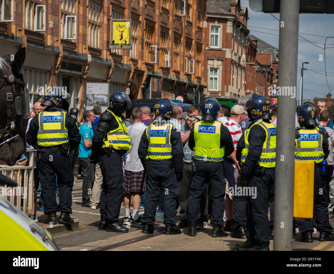 Far right edl protest angry hi-res stock photography and images - Alamy