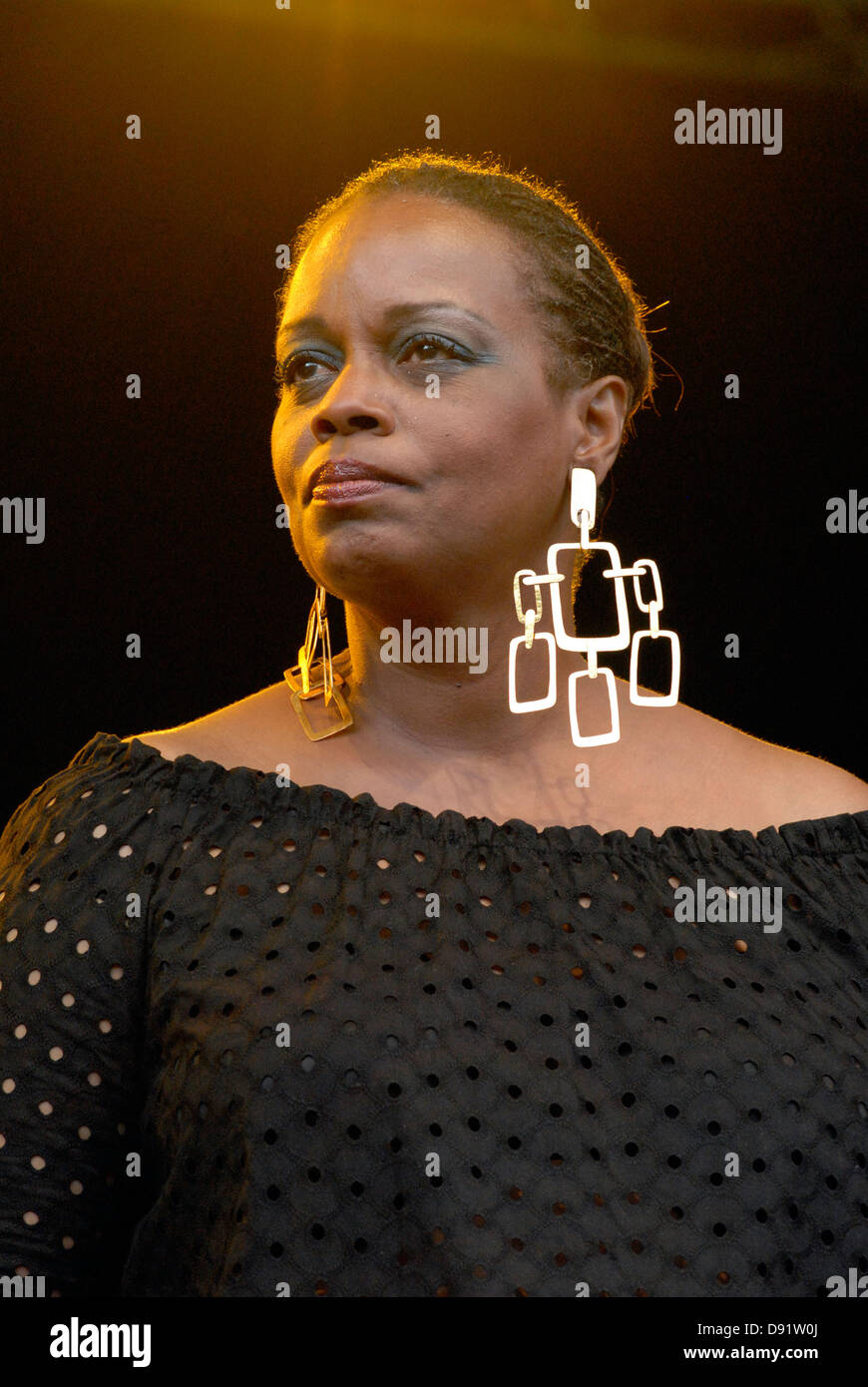 Simone reeves hi-res stock photography and images - Alamy