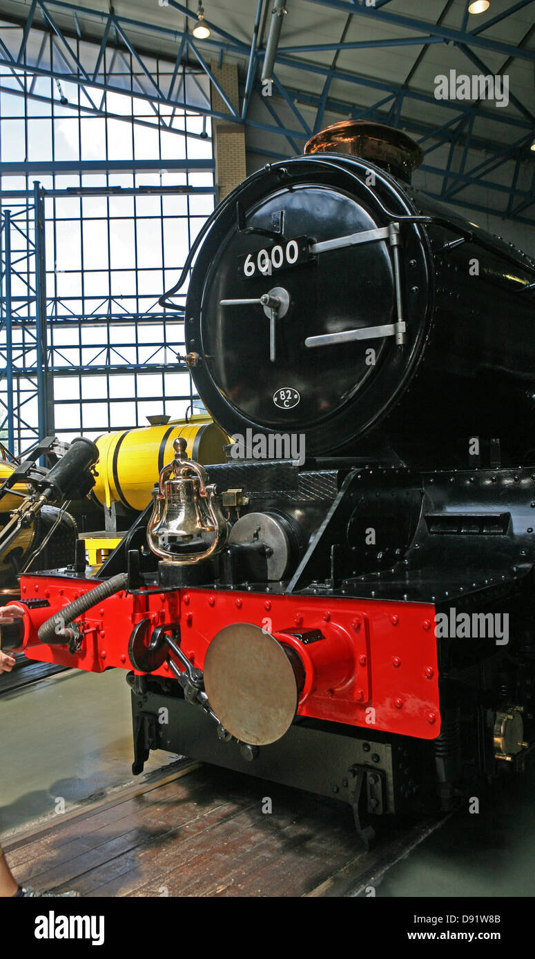 King George 5th Vth Riviera King - King class locomotive Stock Photo ...