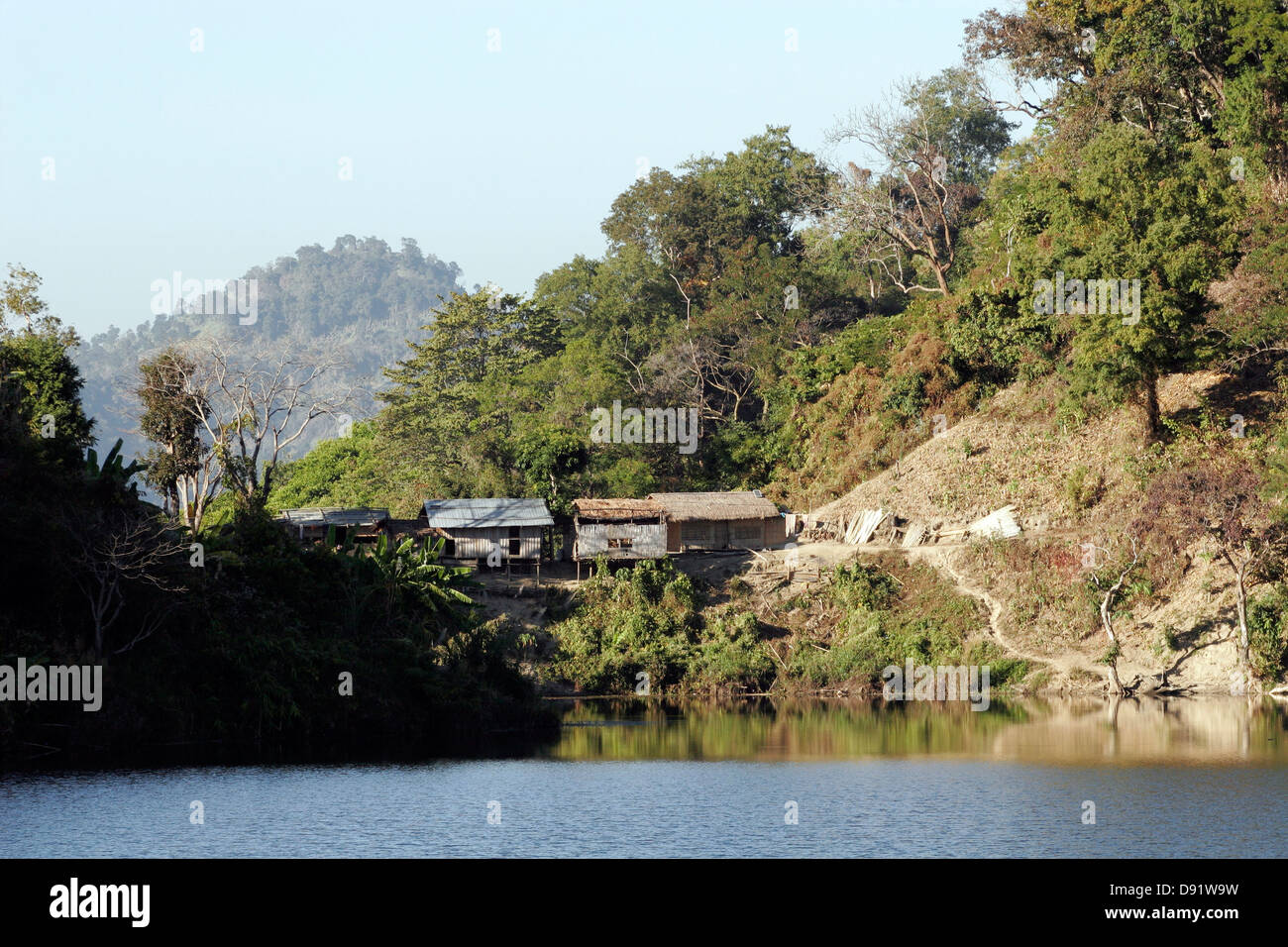 Bangladesh house stilt hi-res stock photography and images - Alamy
