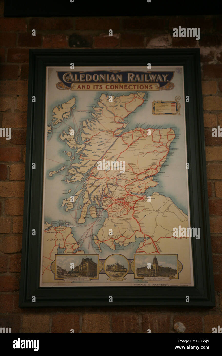 Rail railway train poster lner hi-res stock photography and images - Alamy