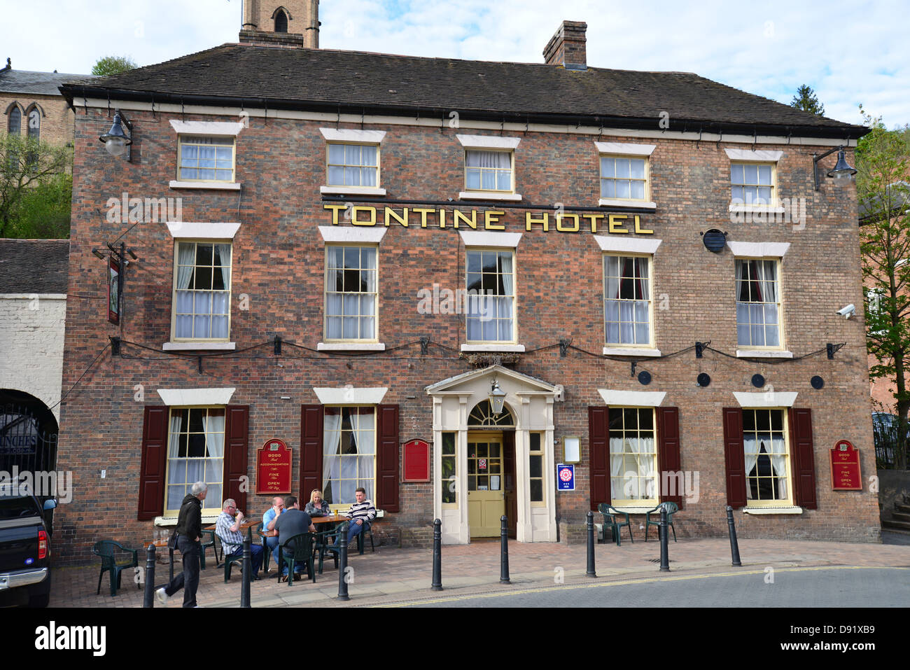 The Tontine Hotel, Tontine Hill, Ironbridge, Ironbridge Gorge ...