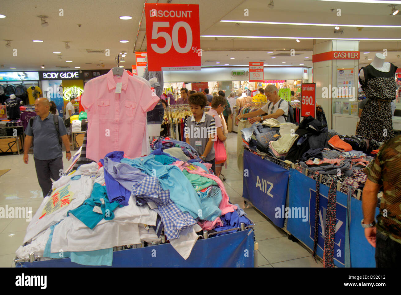 Thailand,Thai,Bangkok,Pathum Wan,Rama Road,MBK Center,centre,complex ...