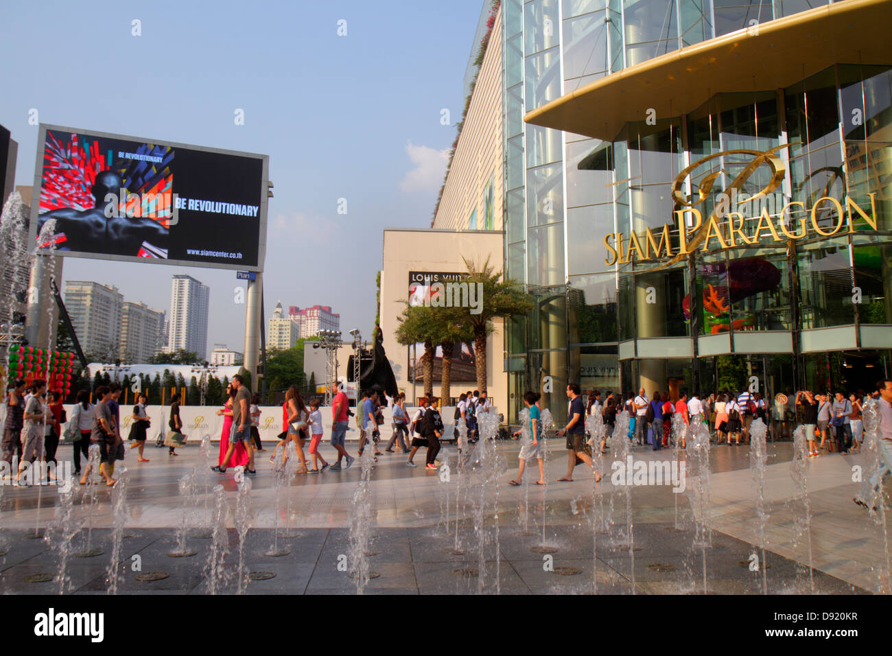 Siam Paragon Bangkok Explore SIAM PARAGON Shopping Mall Bangkok June