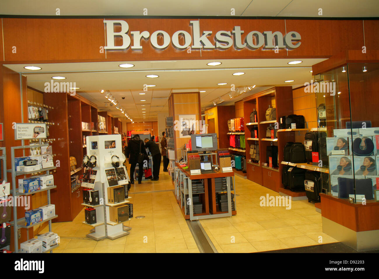 Brookstone retail store hi-res stock photography and images - Alamy