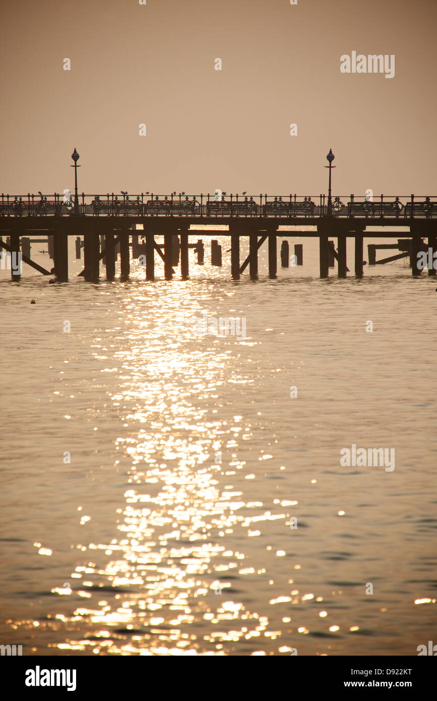 Swanage Dorset UK Sunrise Beach Stock Photo - Alamy