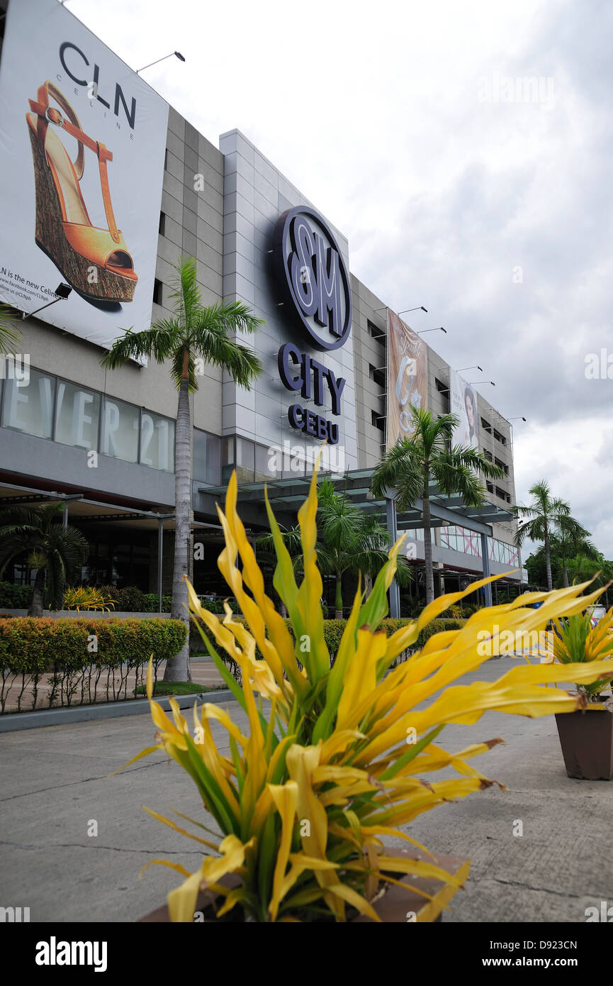 SM Mall Cebu City Philippines Stock Photo - Alamy