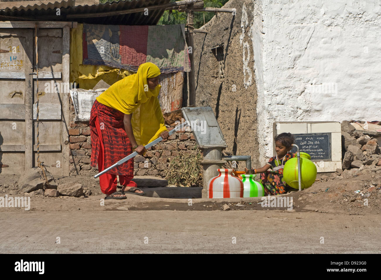 Roadside water pump hi-res stock photography and images - Alamy