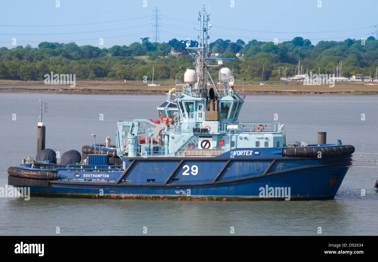 Large tug boat serving the Fawley Refinery marine terminal, The Solent ...