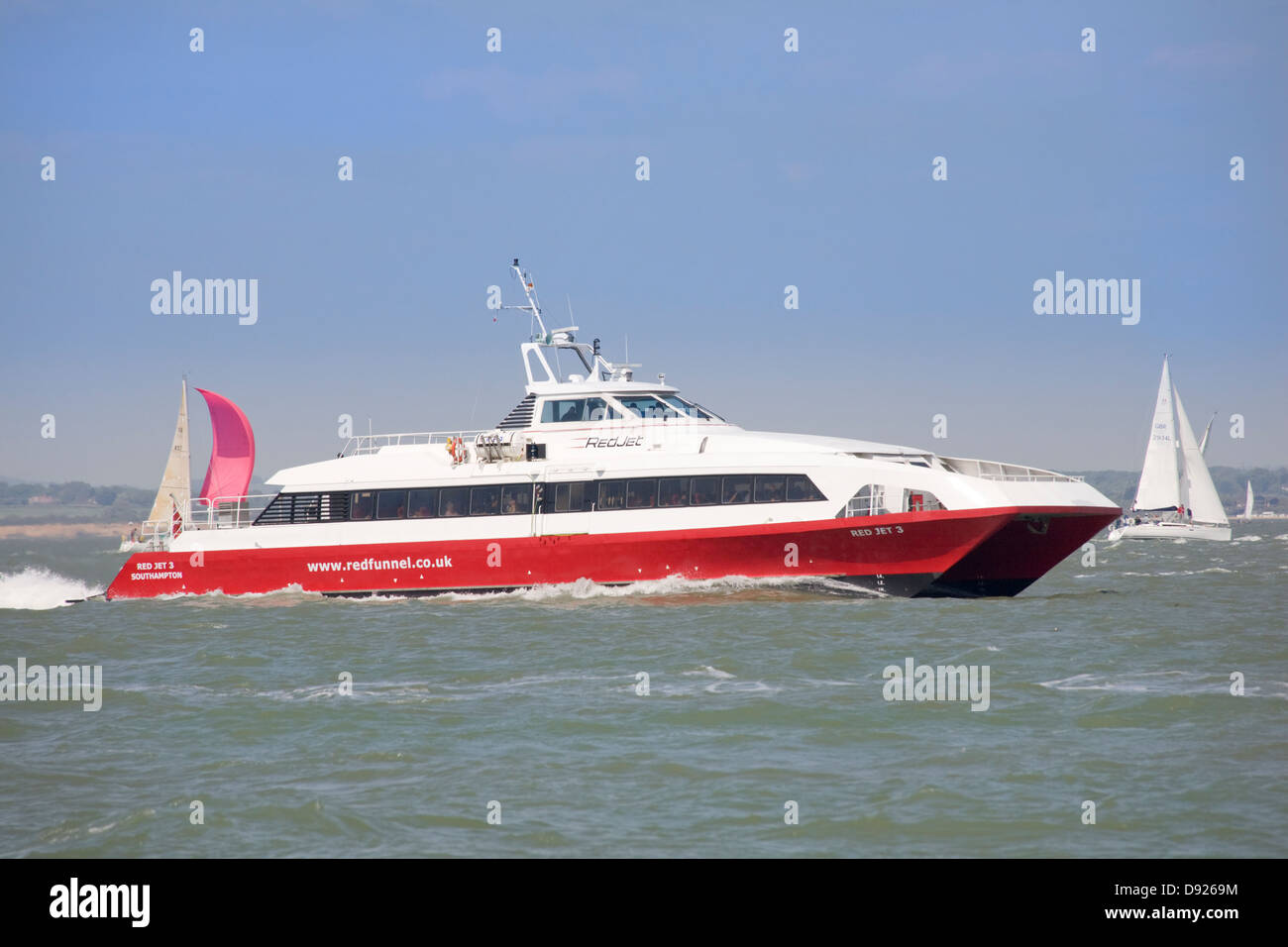 Redfunnel Red Jet 3 ferry from the Isle of Wight going towards ...