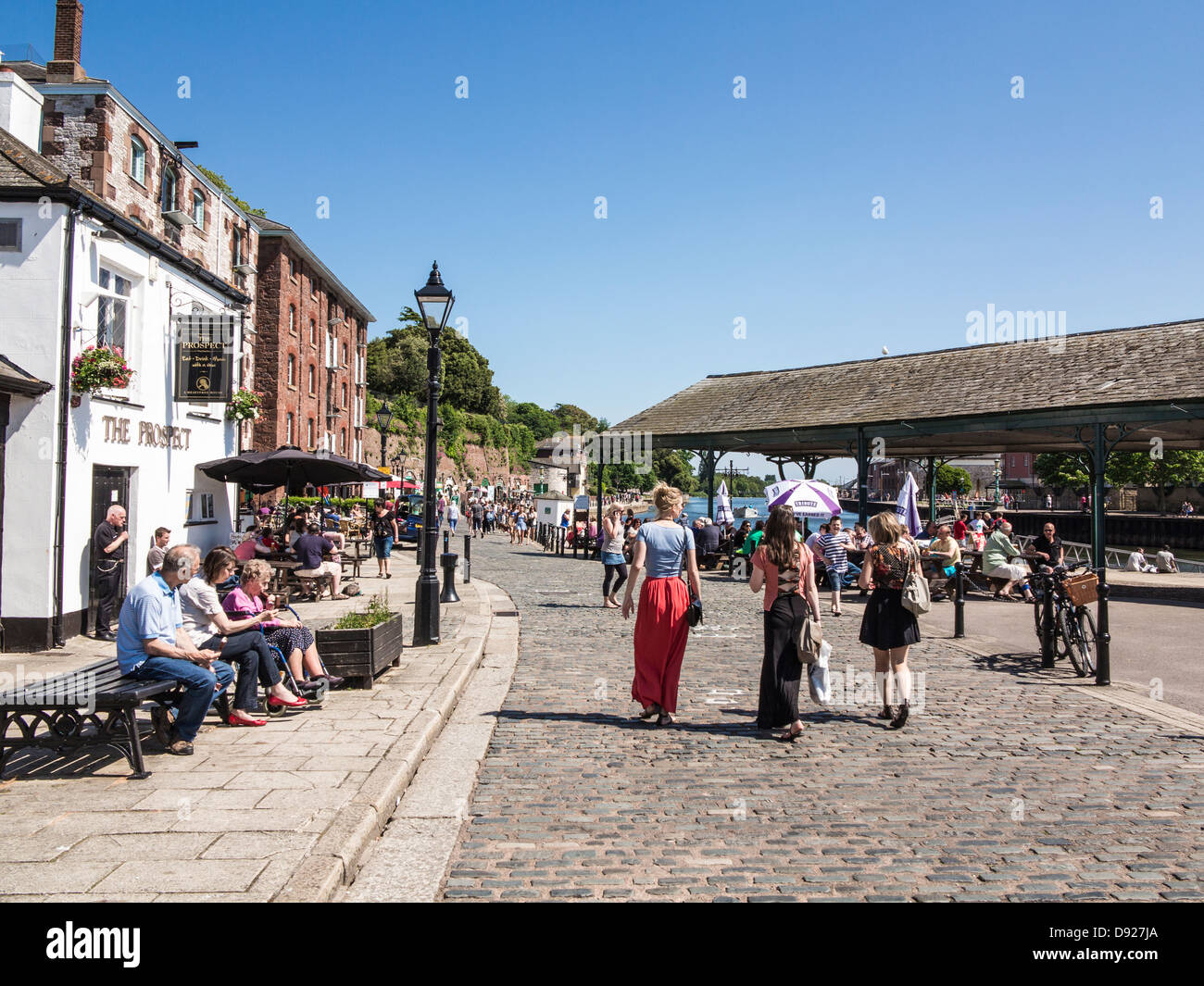 The Prospect Pub on Exeter Quay during the summer, Exeter, Devon ...