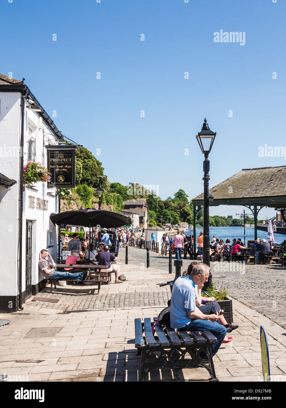 The Prospect Pub on Exeter Quay during the summer, Exeter, Devon ...