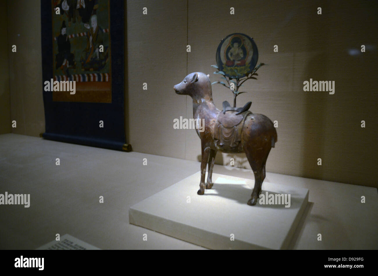 Kasuga Deer Deity, Metropolitan Museum of New York, Manhattan, New York ...