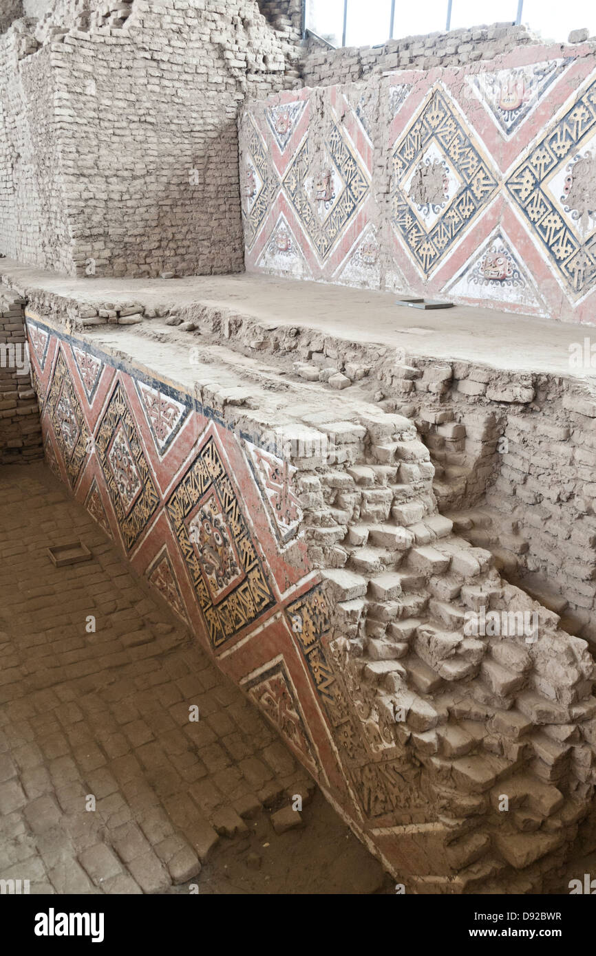 Huaca de la Luna, Trujillo, Peru Stock Photo - Alamy