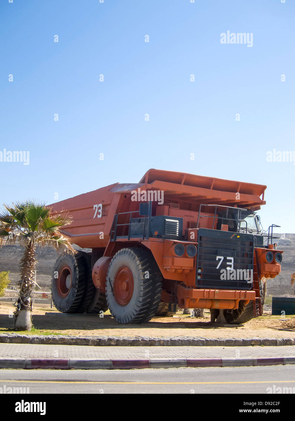 Huge quarry truck hi-res stock photography and images - Alamy
